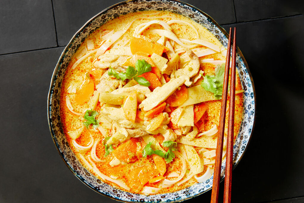 Chicken laksa soup store